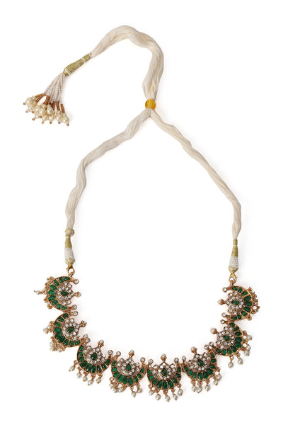 Kemp Jewellery Set In Chand Shape With Stud Earrings In Antique Finish ...