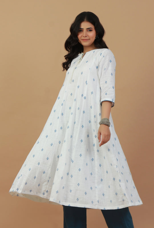 Ethnic Wear - Buy Ethnic Jewelry & Footwear For Women Online – TJORI